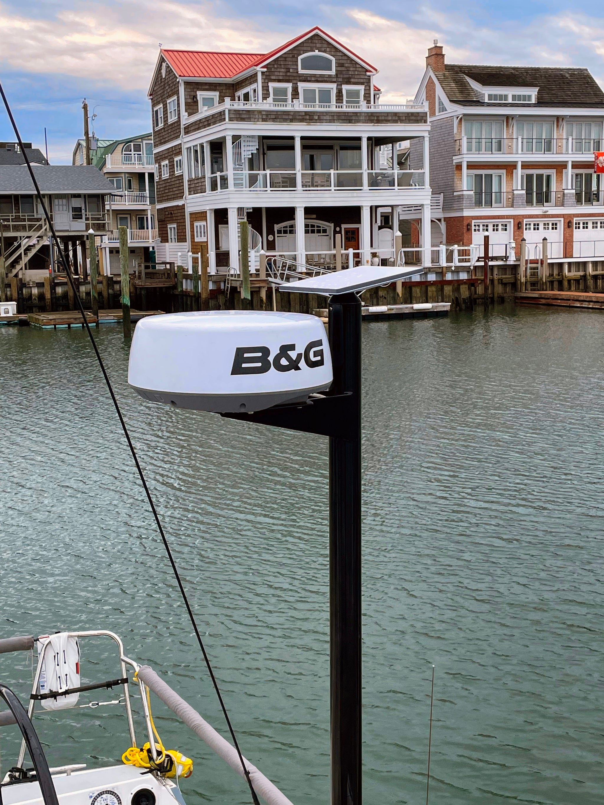 Starlink Mini Pole Mount – DarkStar Marine Hardware