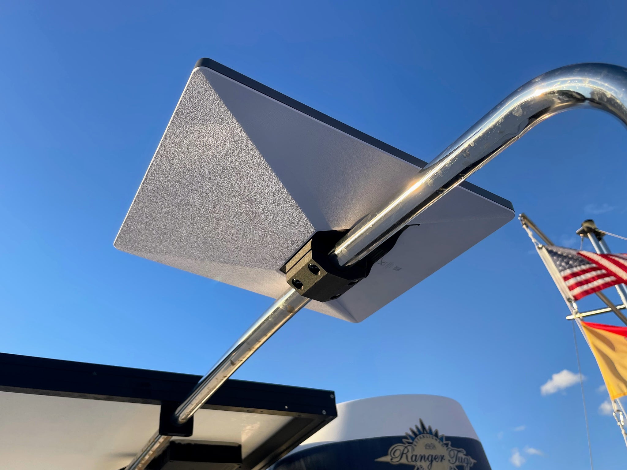 Starlink Mini Rail Mount – DarkStar Marine Hardware